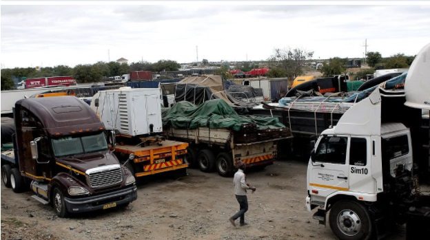 Beitbridge Border Post - Zimborders